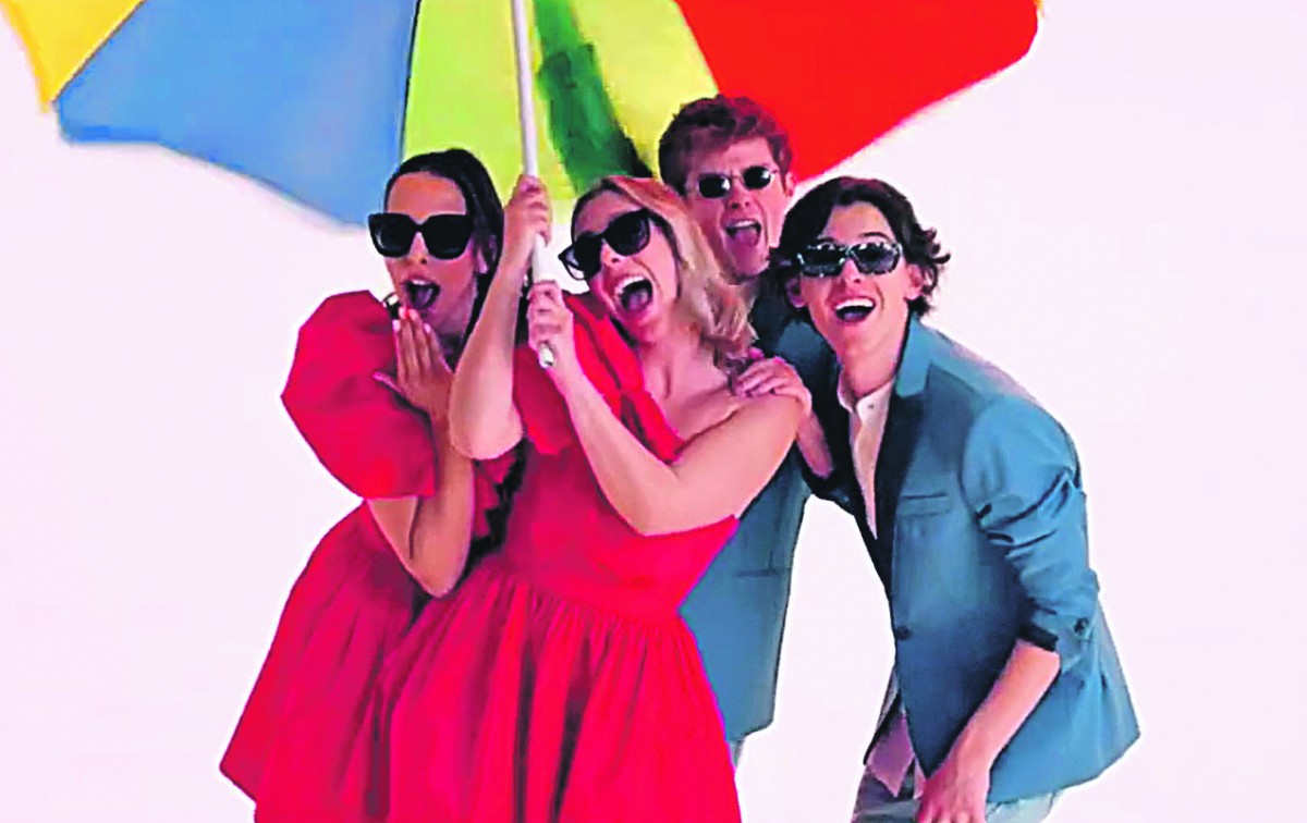 Factor 4 wil K3 achterna | Wablieft